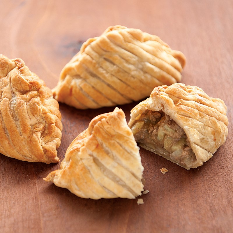 Traditional Beef Pasty | delicedefrance